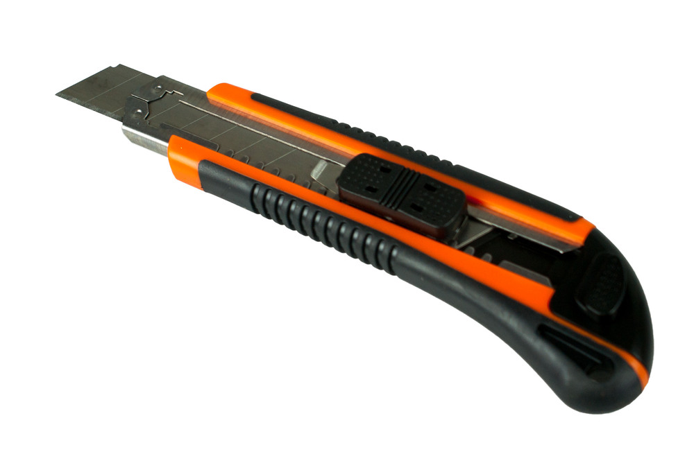 Cutter bi-matière à lame cassable 18 mm FISCHER DAREX | 315756 ...