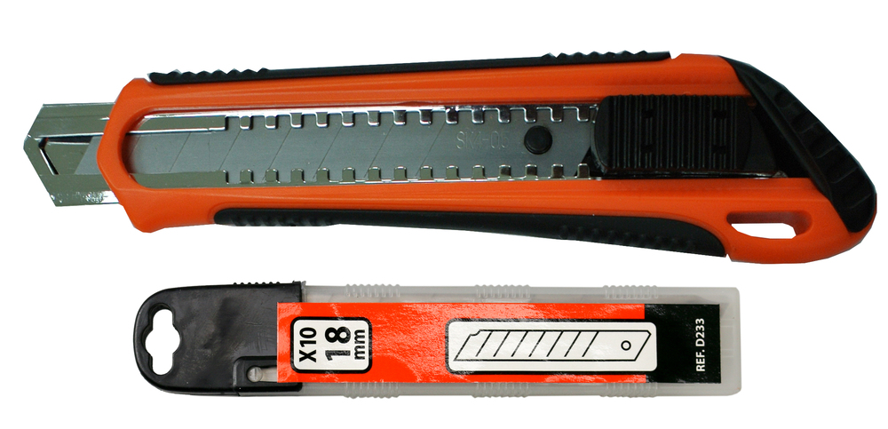 Cutter 18 mm avec 10 lames FISCHER DAREX | 1033108 | Outillage | L ...